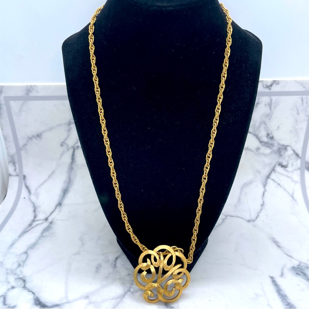 Vintage Monet Necklace Gold Tone V Initial Pendant Sp… - Gem